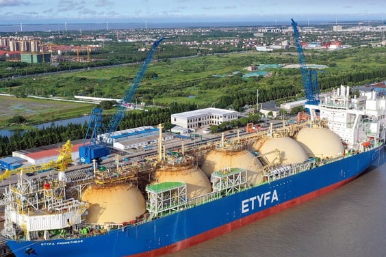Applying alternative fuels to existing ships | LR Applying alternative fuels to existing ships | LR